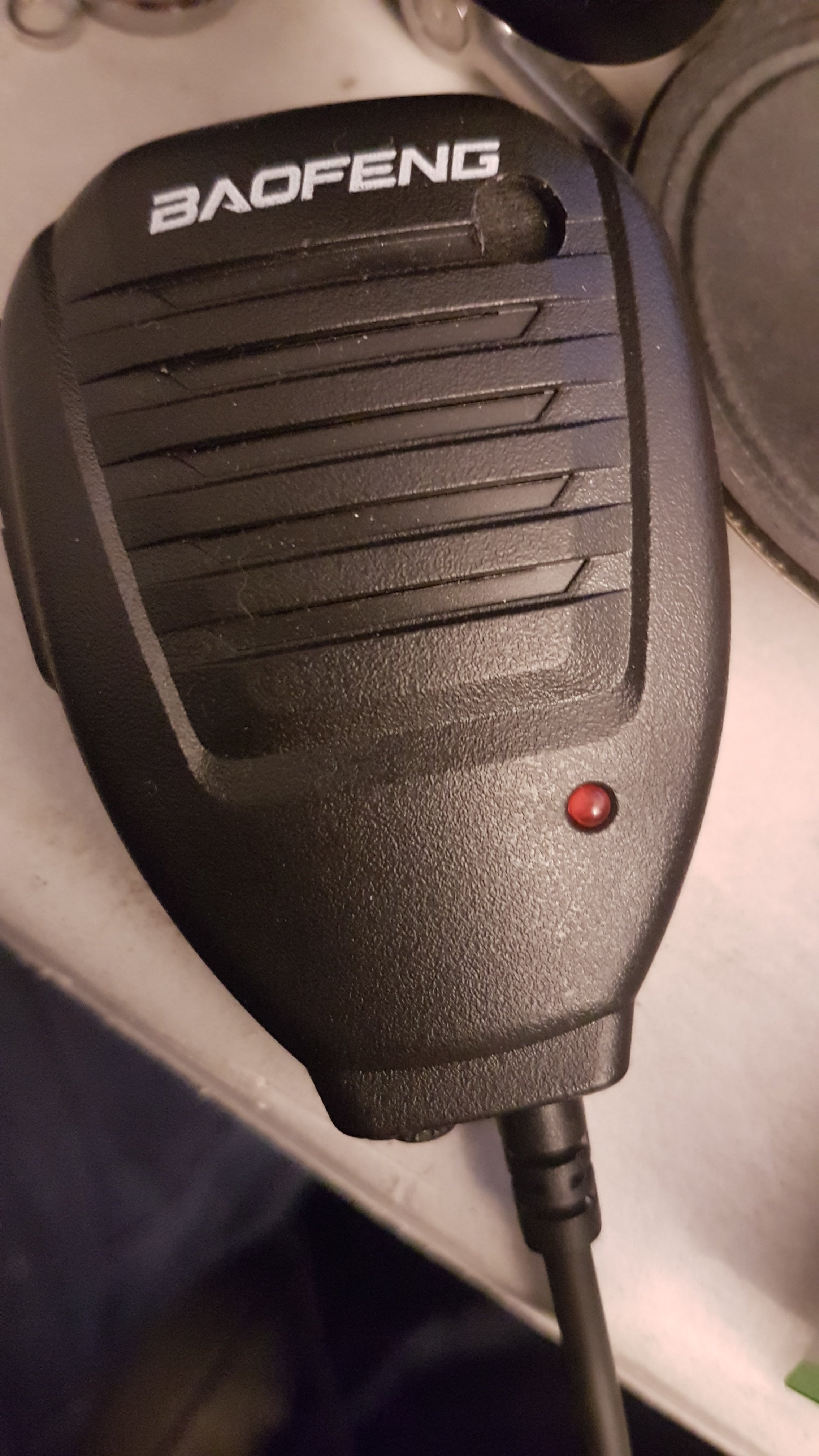 Modified Baofeng Speaker-mic – VK3DAN